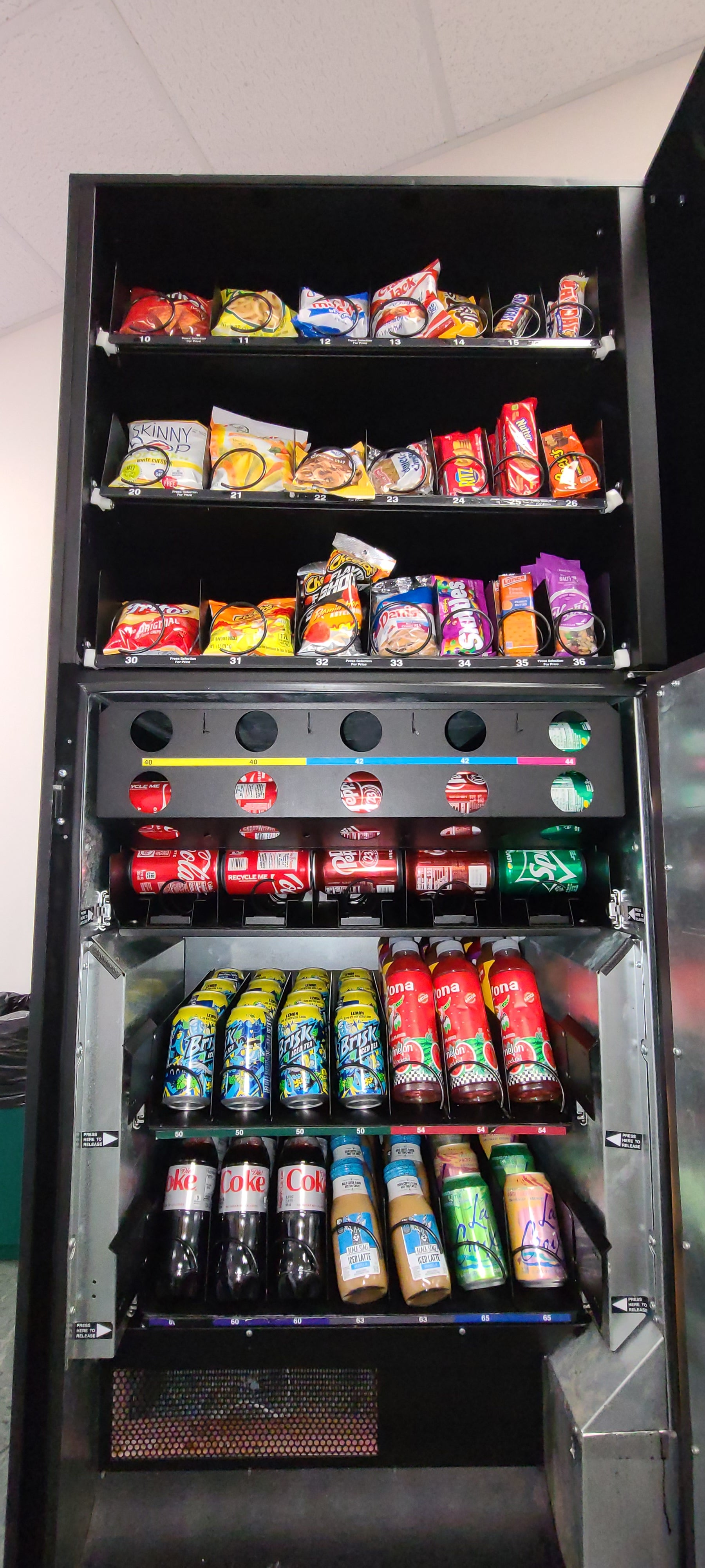 Refurbished Vending Machines – Vendees Byte